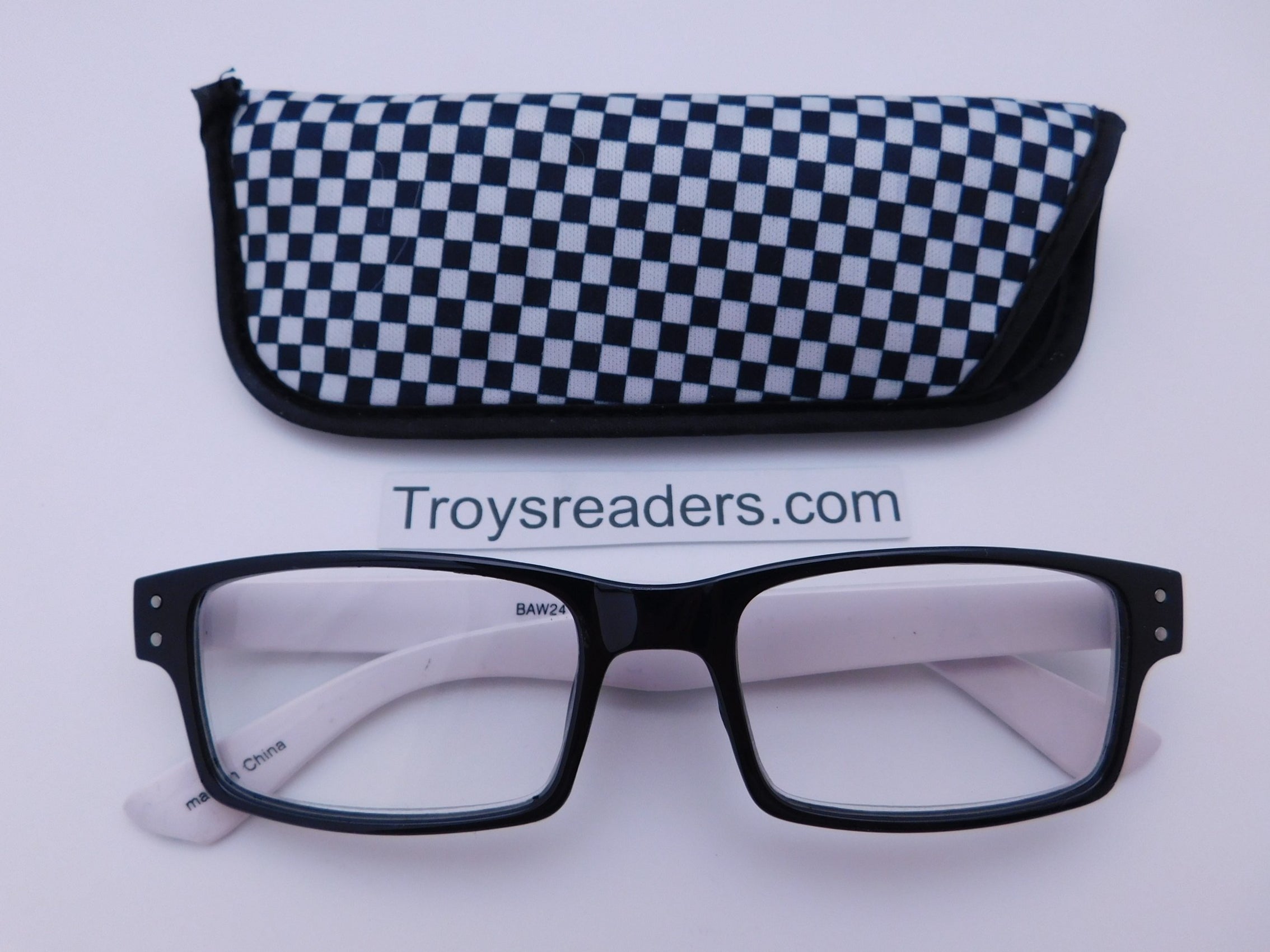 Black And White Readers In Four Styles — Troy's Readers